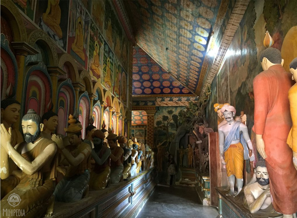 Stunning rock inscriptions and kitsch temple warnings. Dikwella Sri ...