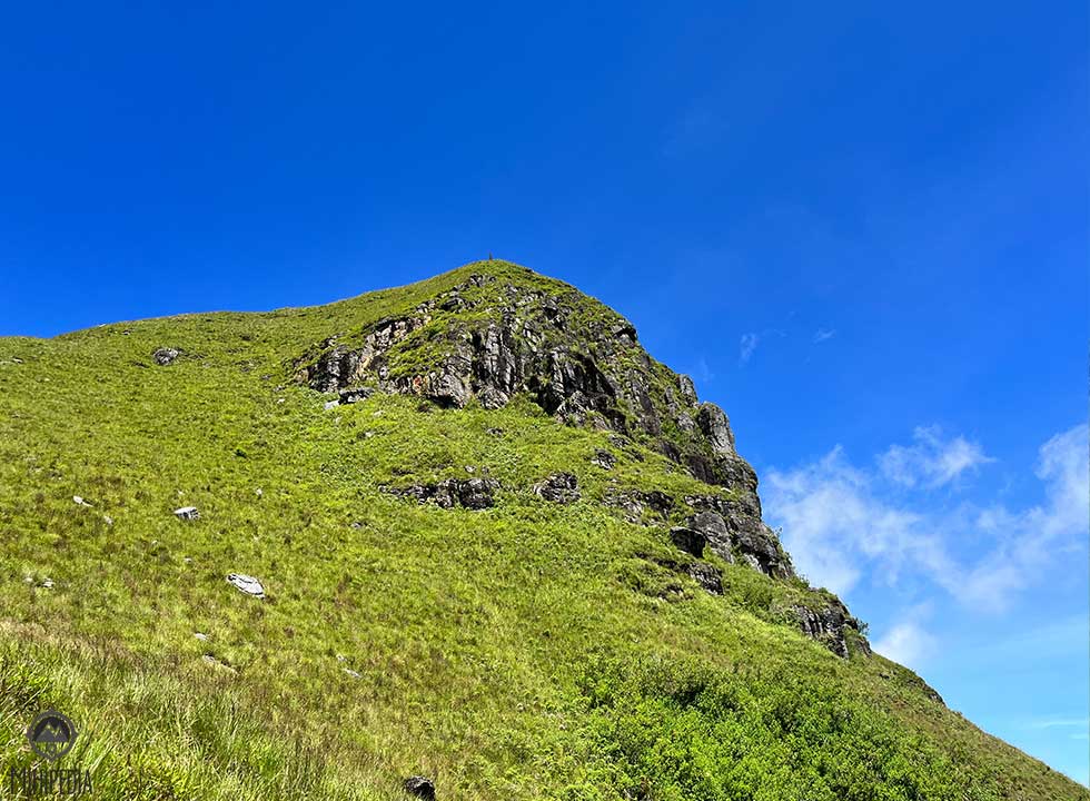 Climbing Narangala. Badulla Sri Lanka – Mihipedia.lk