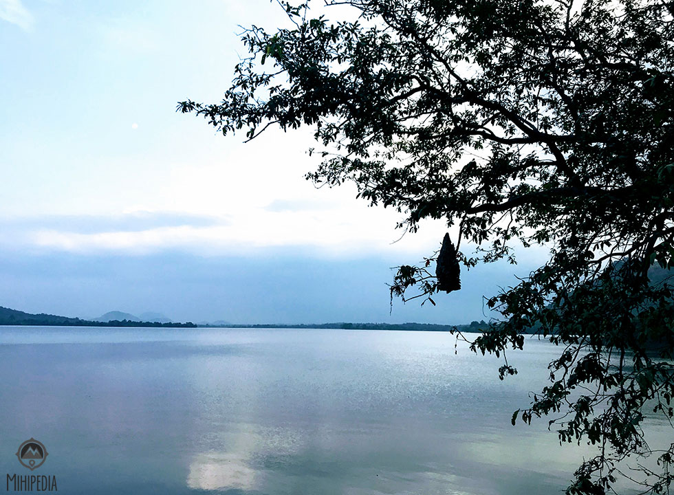 Ancient Temple and Man-Made Tank. Mahiyangana Sri Lanka – Mihipedia.lk