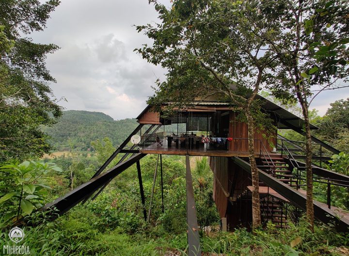 Chilling at The Ark. Matugama Sri Lanka – Mihipedia.lk