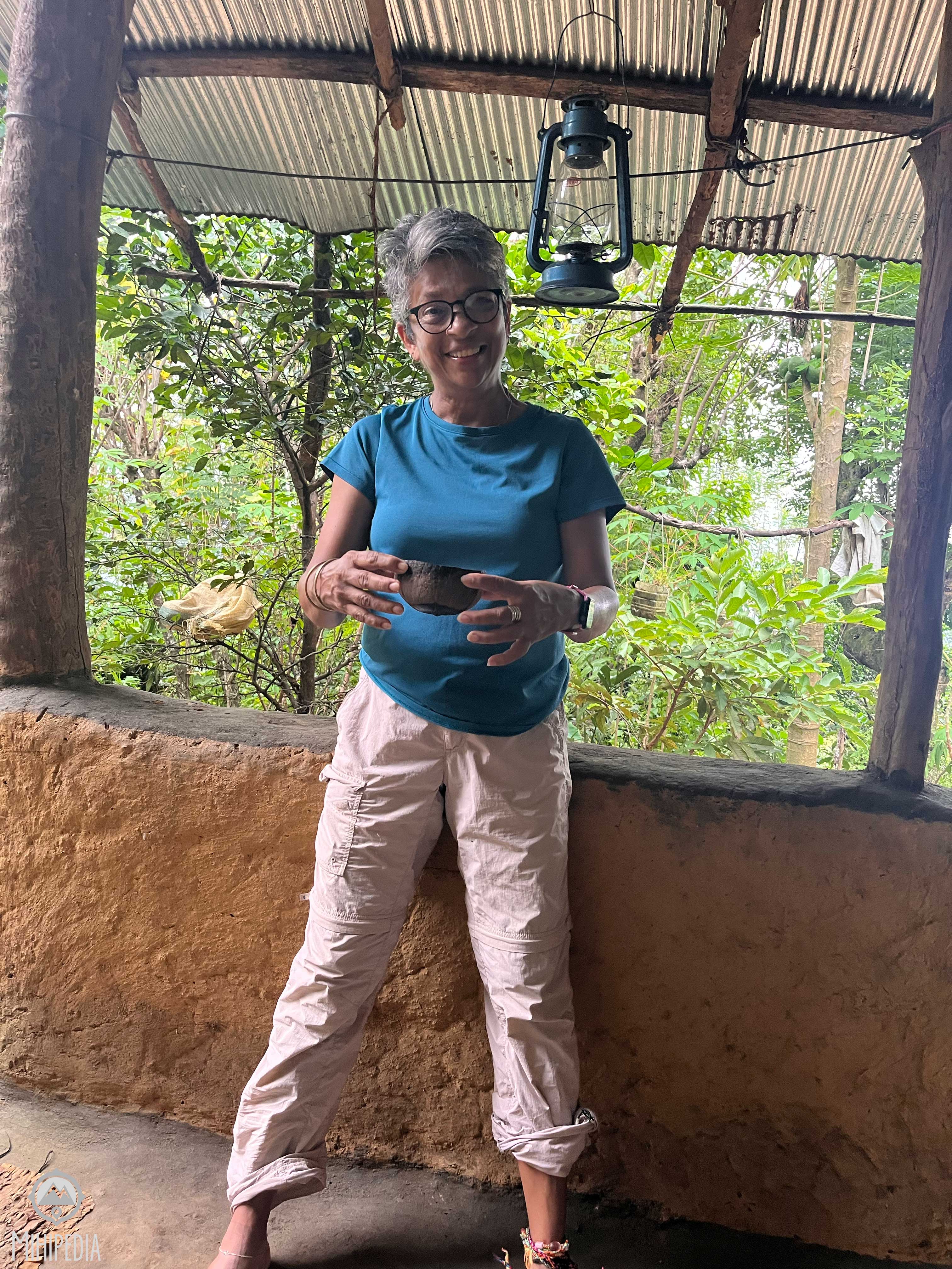 Trekking to Asia’s Smallest Village. Walpolamulla Sri Lanka – Mihipedia.lk