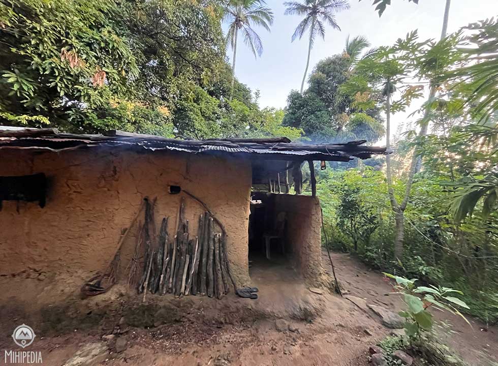 Trekking to Asia’s Smallest Village. Walpolamulla Sri Lanka – Mihipedia.lk