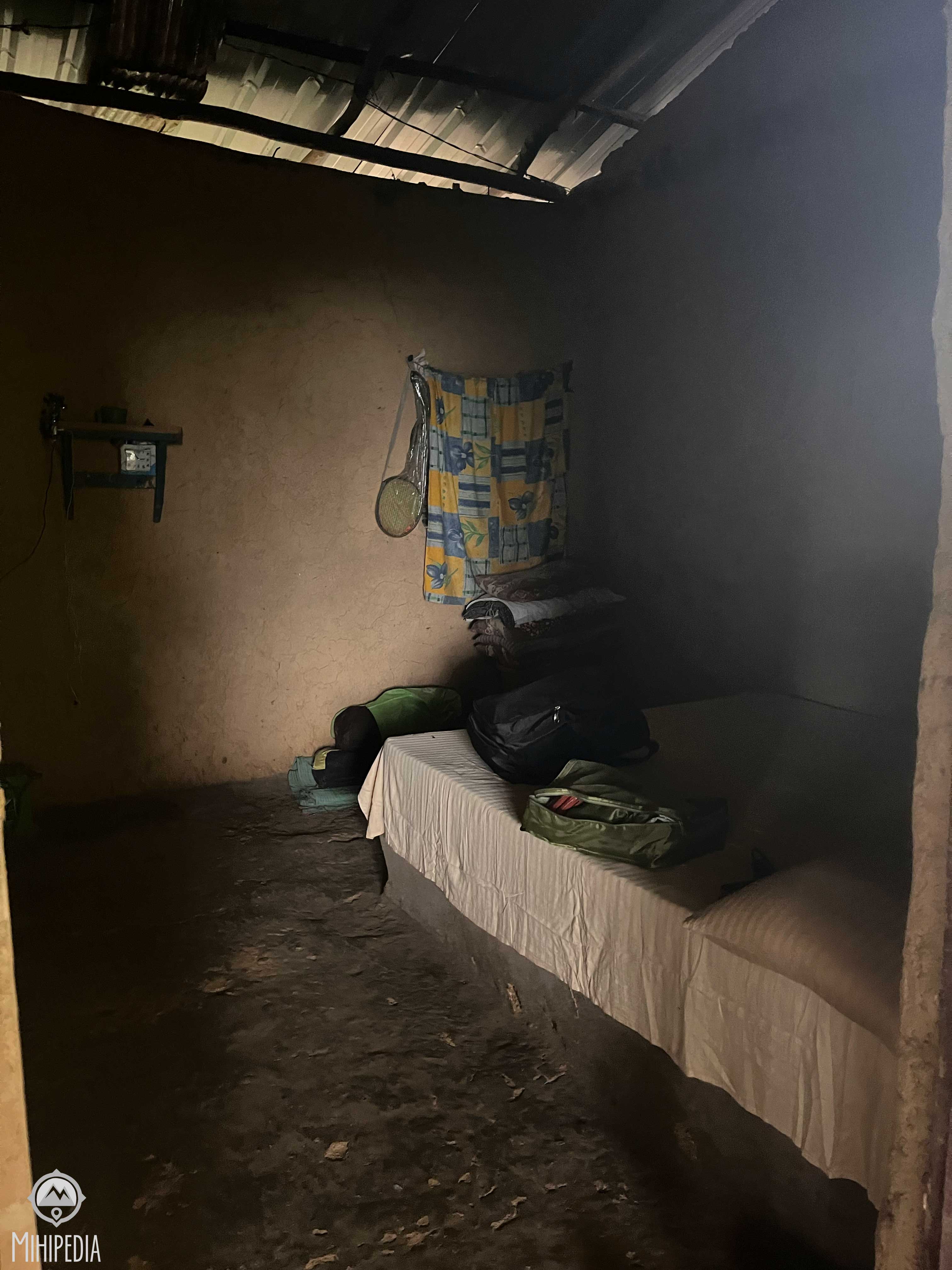 Trekking to Asia’s Smallest Village. Walpolamulla Sri Lanka – Mihipedia.lk