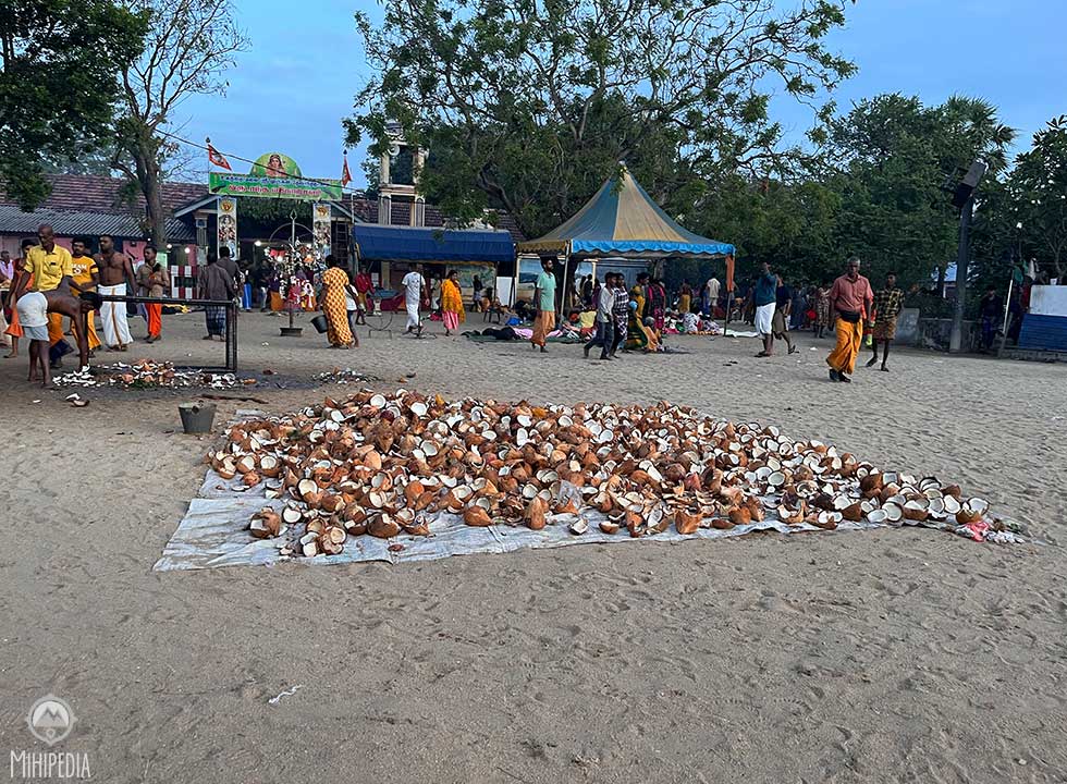 Pada Yatra: A Journey of Faith and Perseverance. Kumana Sri Lanka ...